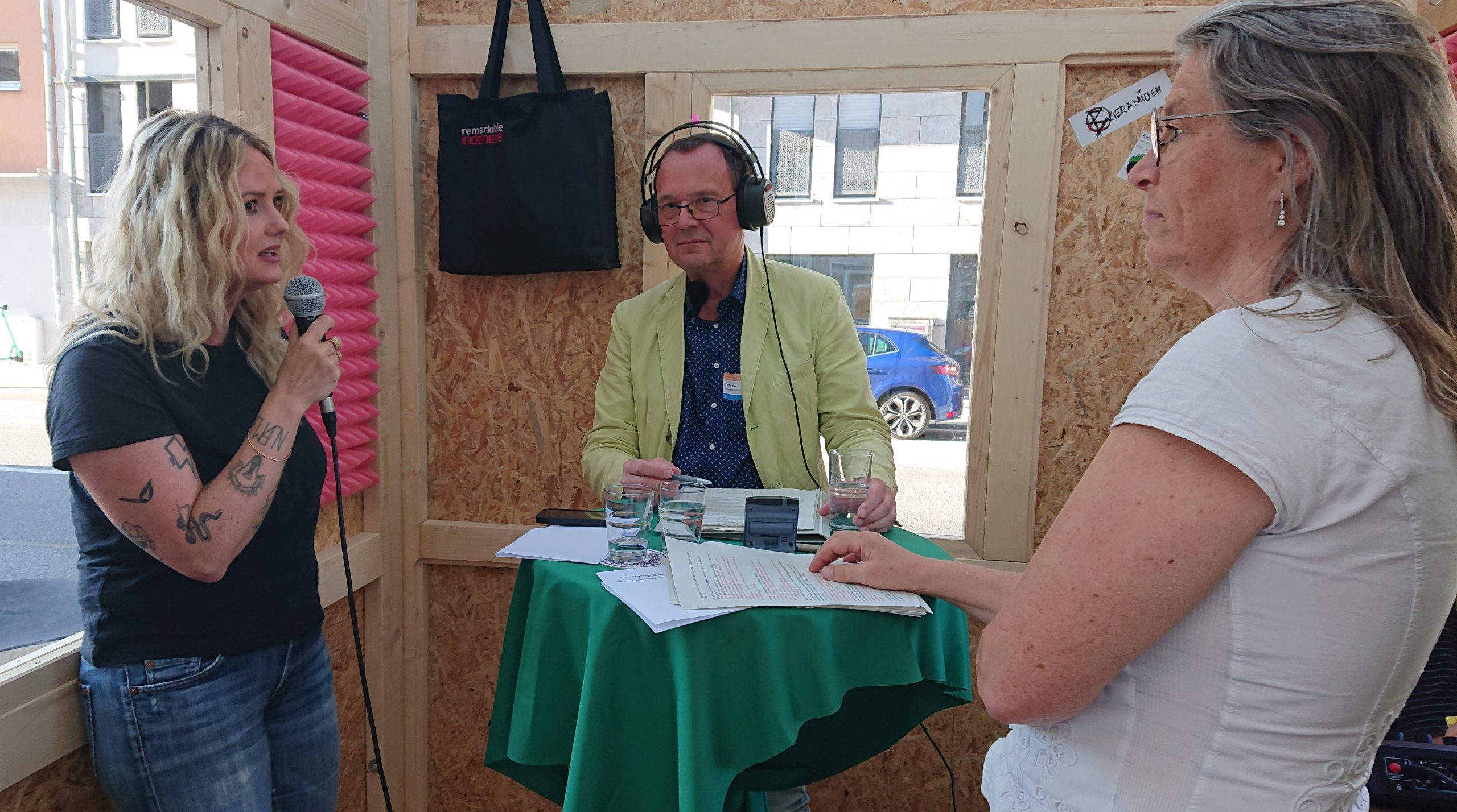 Radfahren in München Teil 2: Livesendung aus dem Offenen Parkplatz ...